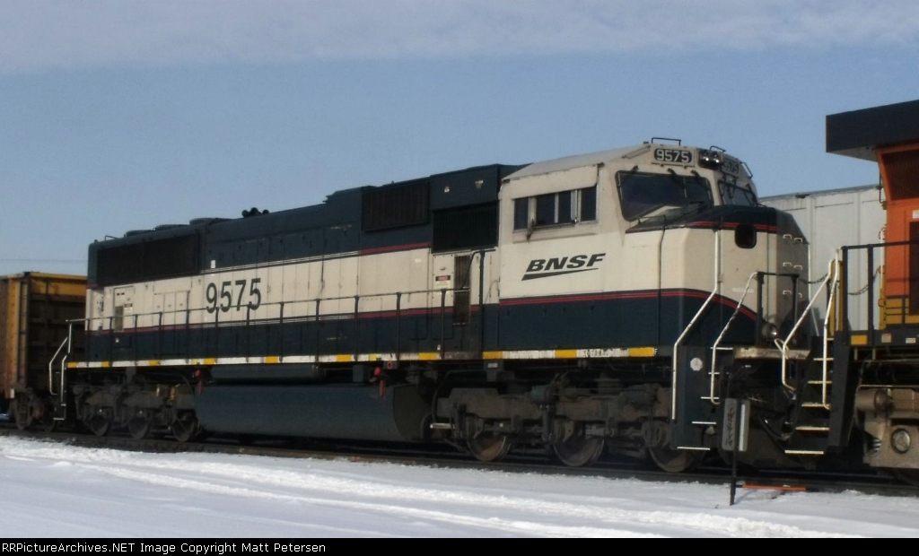 BNSF 9575
